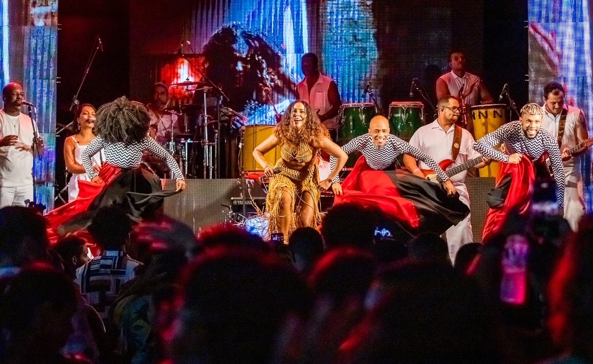 Ana Mametto inicia ensaios de verão no Pelourinho e na Praia do Forte nos dias 13 e 14/1 ...
