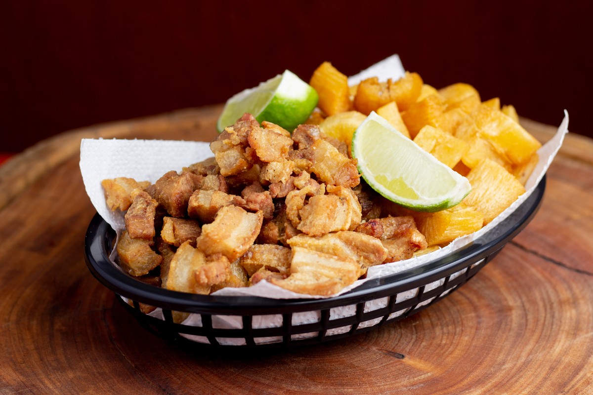 Aprenda a fazer torresmo em casa | Extras Estúdio C | Rede Globo