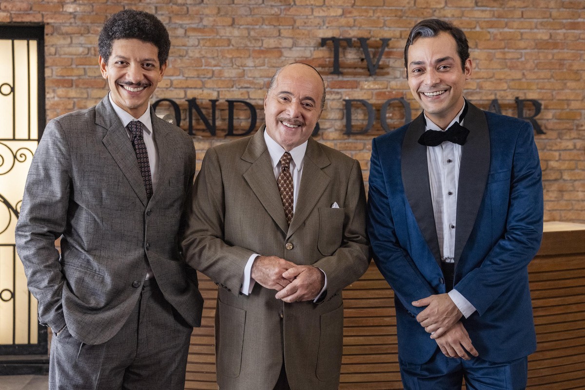 Tony Ramos interpreta Roberto Marinho em diferentes momentos das ...