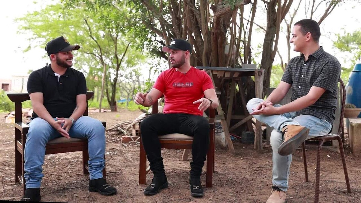 Reveja a participação de Ramon e Randinho no programa Combinado ...