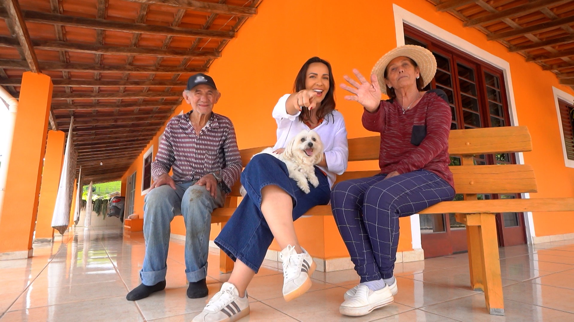 Tati Camargo conhece o dialeto caipira de Pinhalzinho