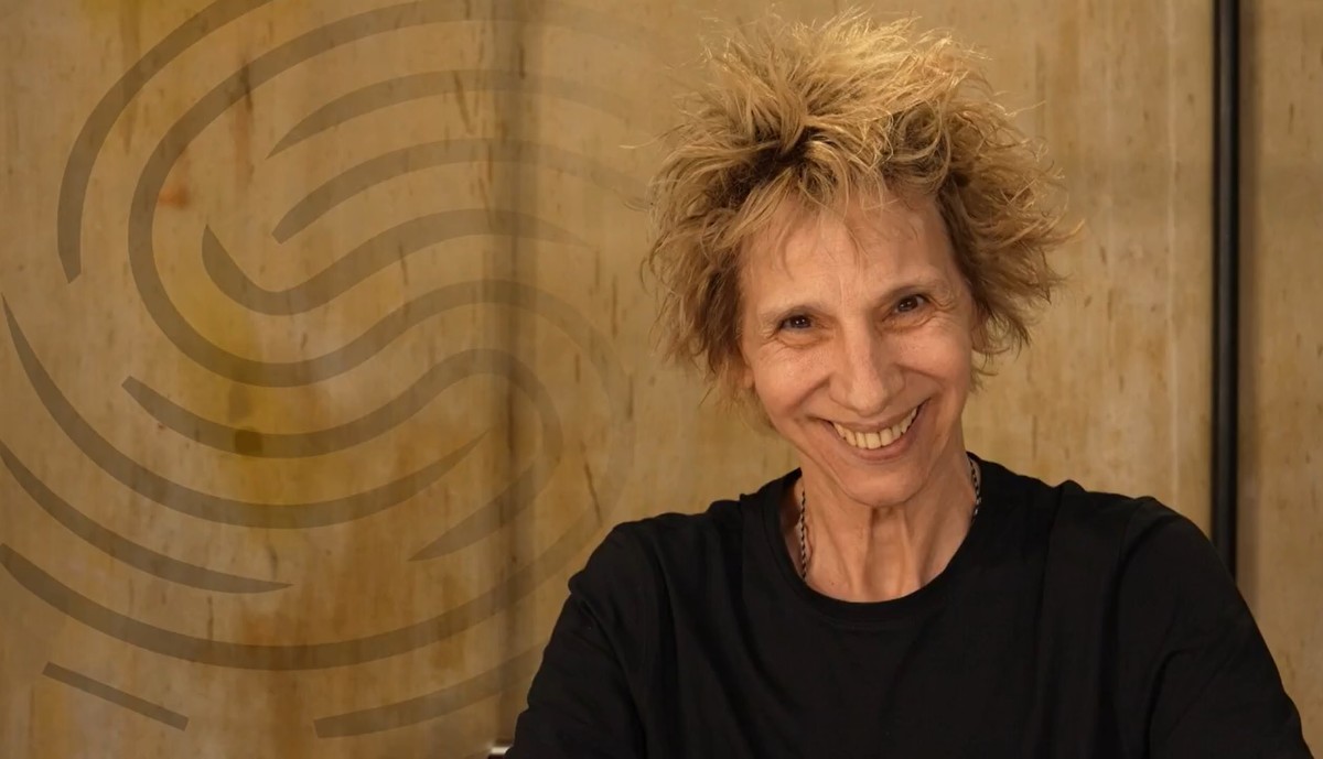 Denise Stoklos estreia espectáculo ‘Abjeto - Sujeito’ em Curitiba ...