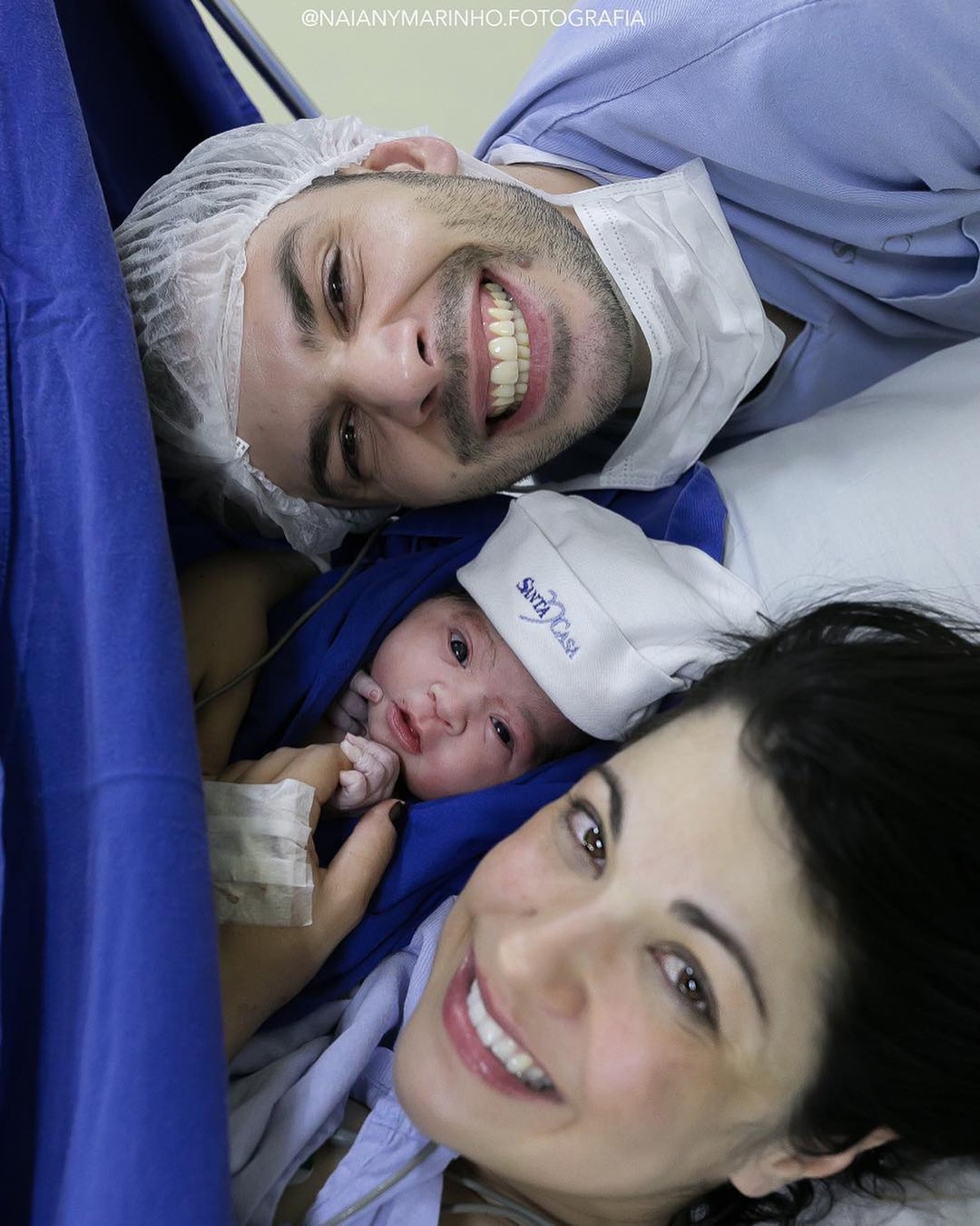 Kelly Maria e Jonas Almeida mostram primeira foto com a Malu