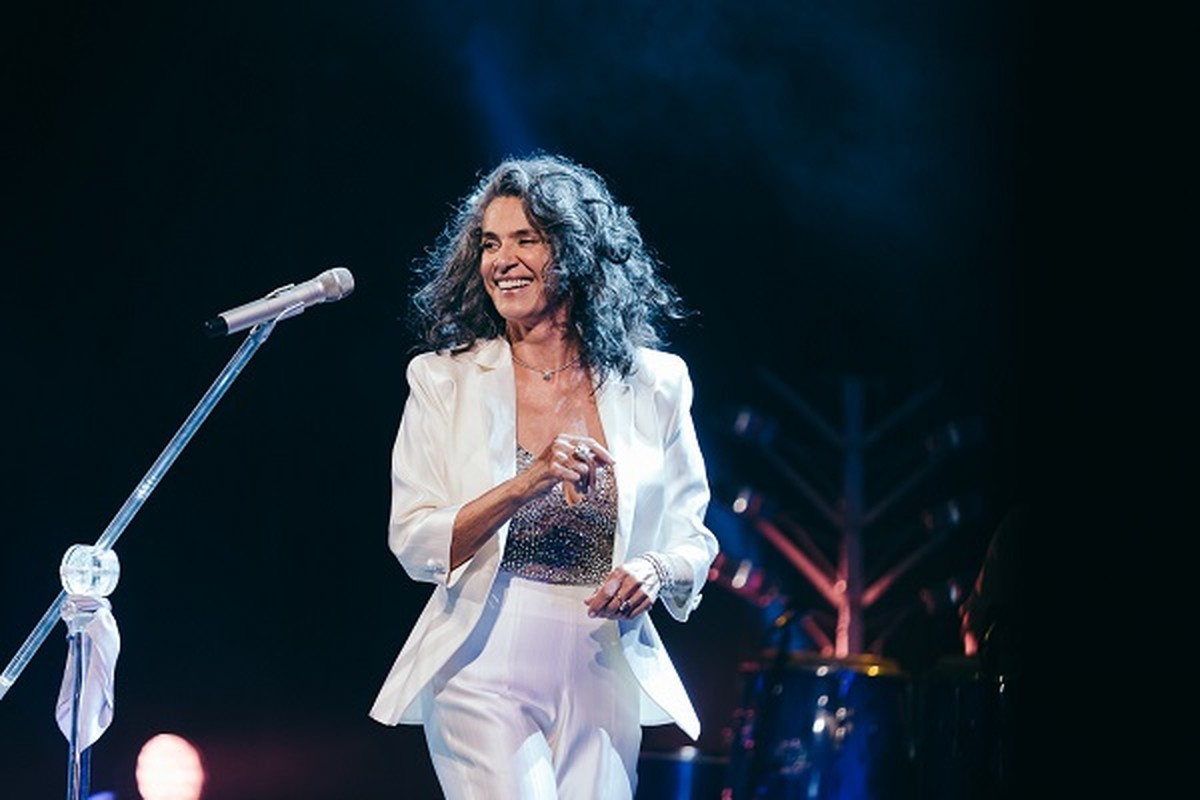 Simone traz para Salvador, no dia 4/8, turnê que celebra 50 anos de ...