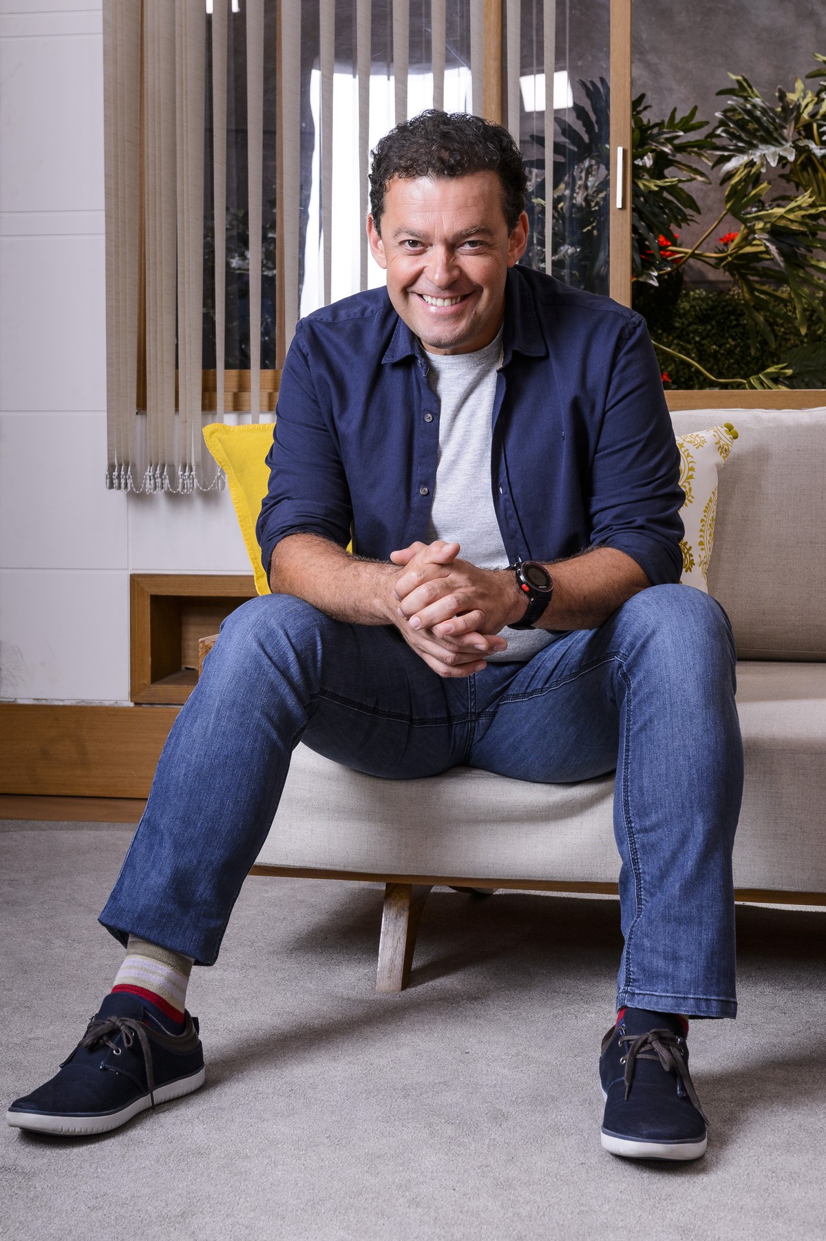 Apresentador do Bem Estar Fernando Rocha lança livro em Florianópolis