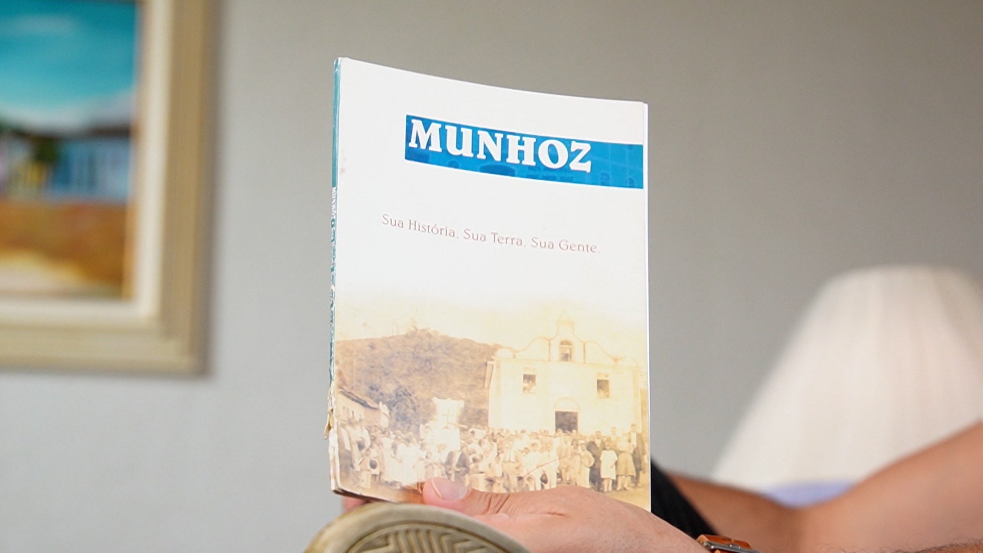 Conheça uma artesã em Munhoz que se orgulha de suas raízes familiares ...