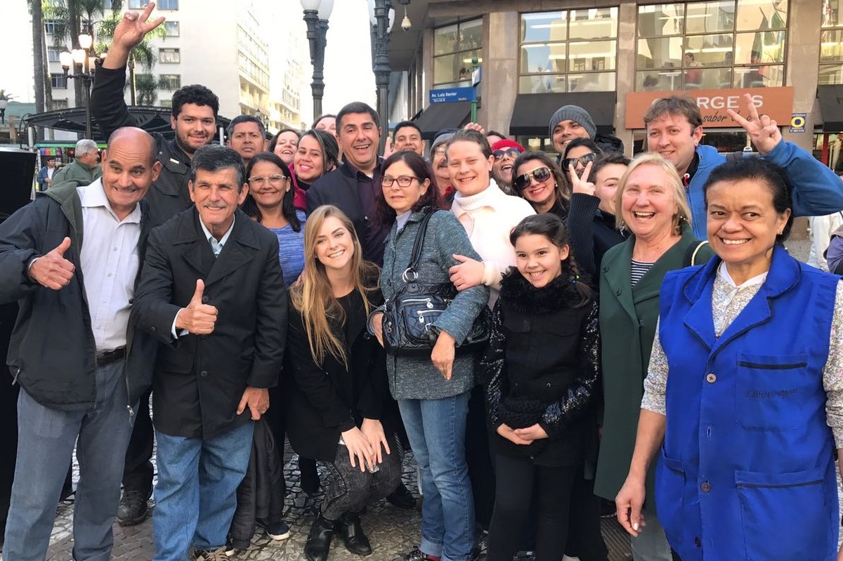 Com Jasson Goulart, a RPC comemorou o Dia do Amigo no centro de ...