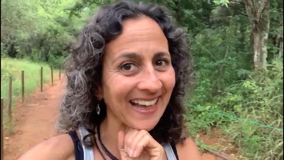 Maria Menezes descobre como cuidar da saúde com exercícios em casa ...