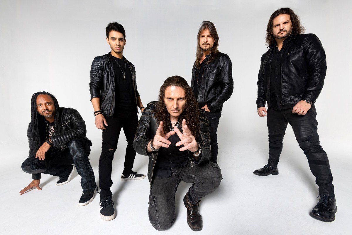 Angra, uma das maiores bandas de heavy metal do Brasil, volta a ...