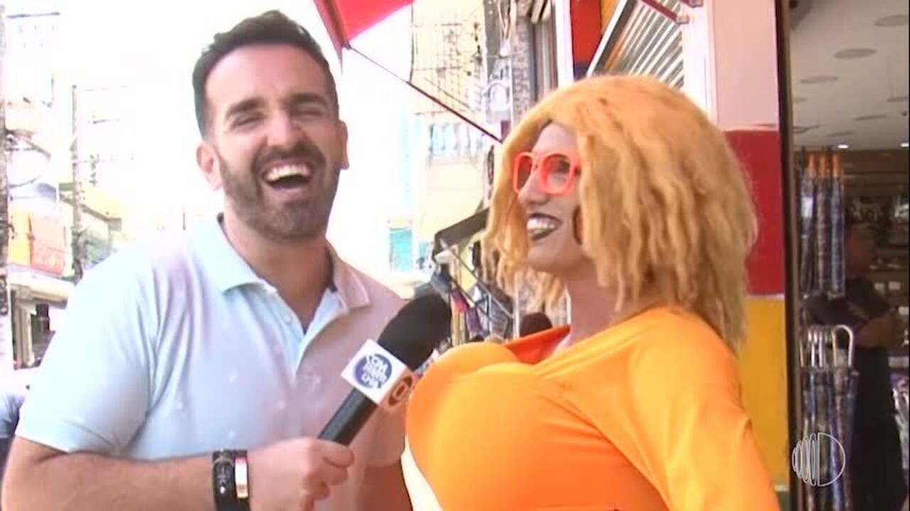 Personagem Mocreia faz sucesso nas ruas do Alto Tietê