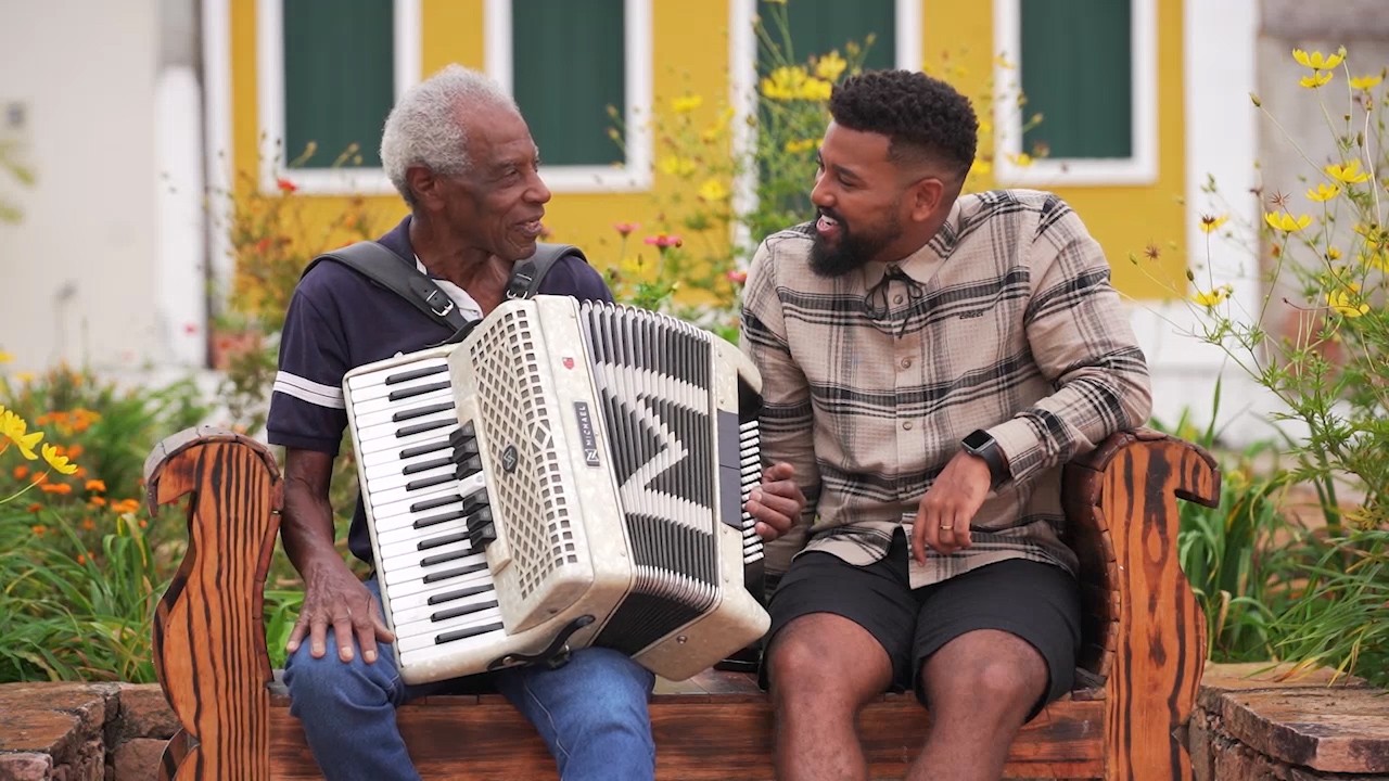 Conheça a história de seu Zazá, ex-garimpeiro que se tornou sanfoneiro ...