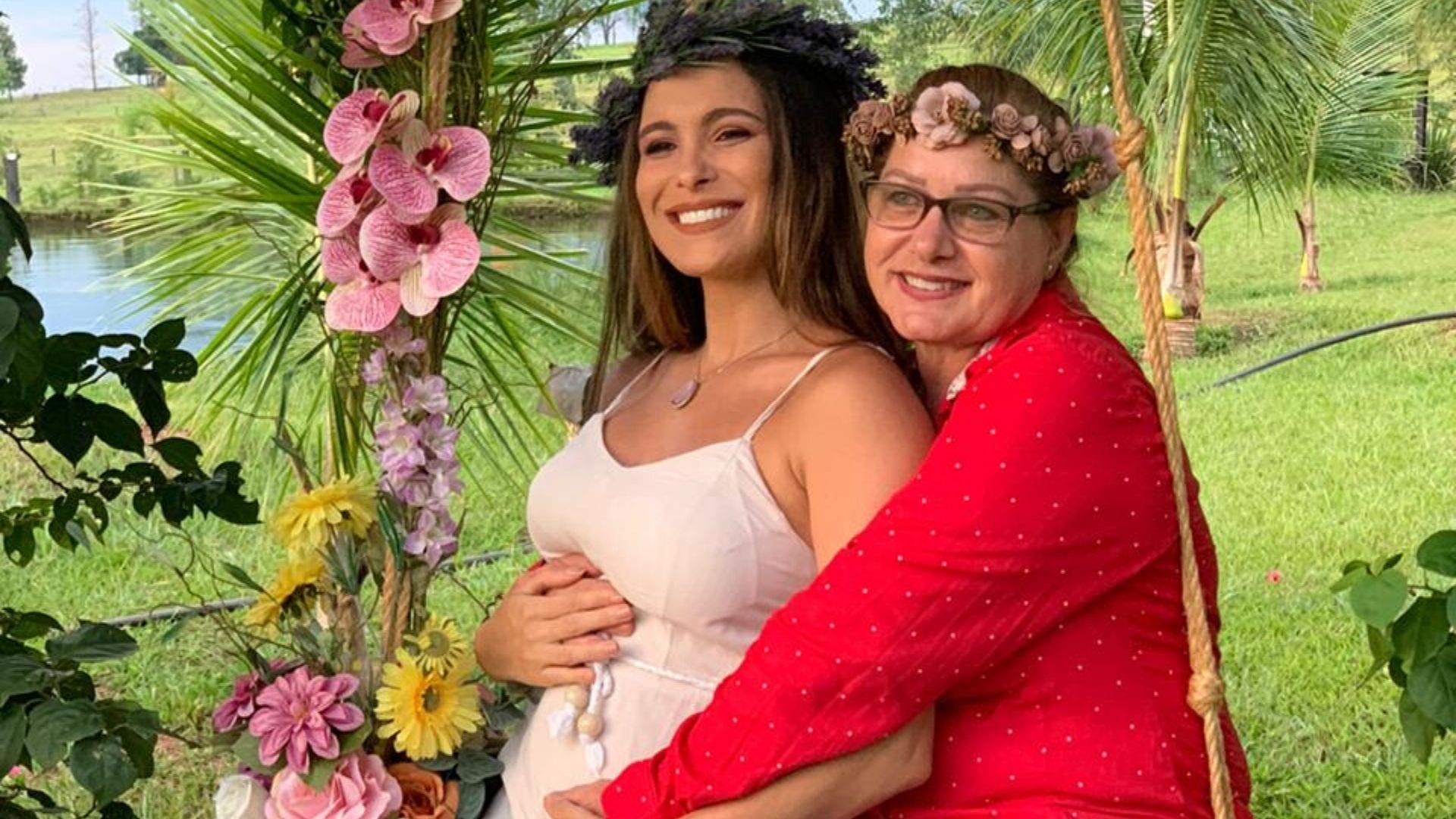 Eliéser Ambrosio e Kamilla Salgado celebram chegada de bebê e avó ...