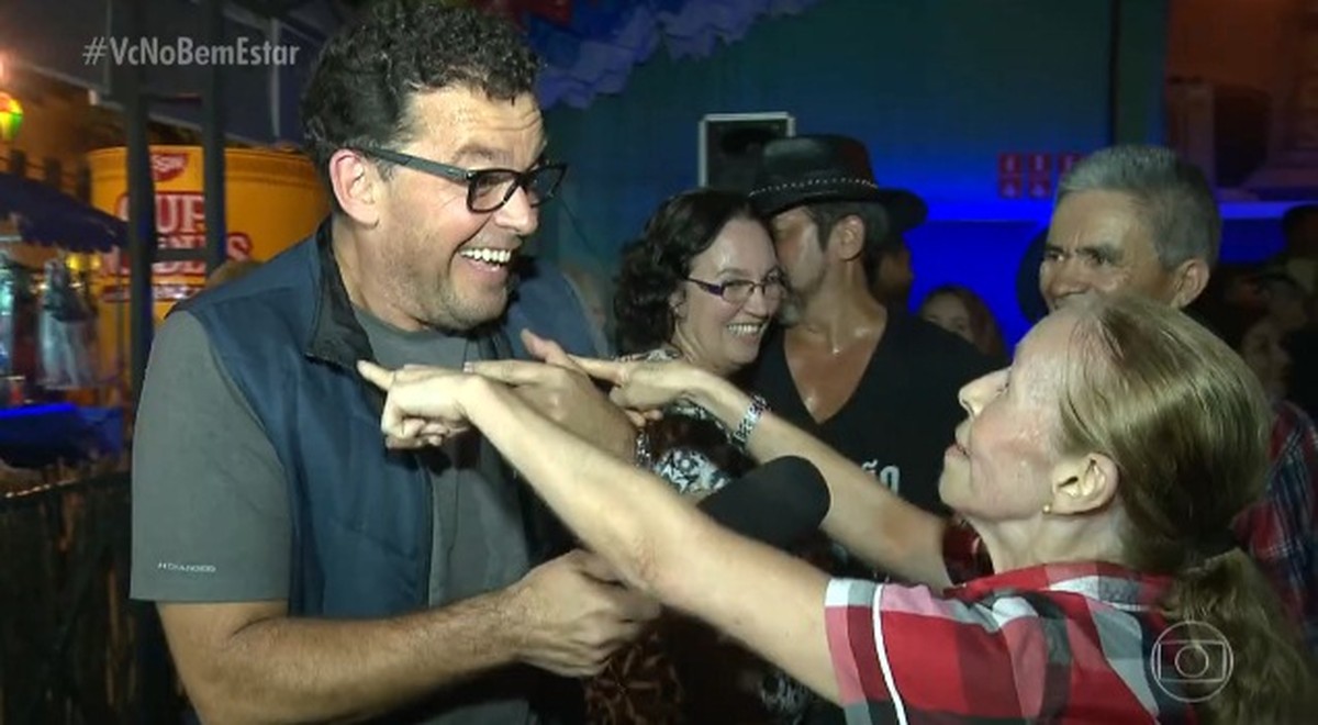 Fernando Rocha aprende a dançar forró em Campina Grande