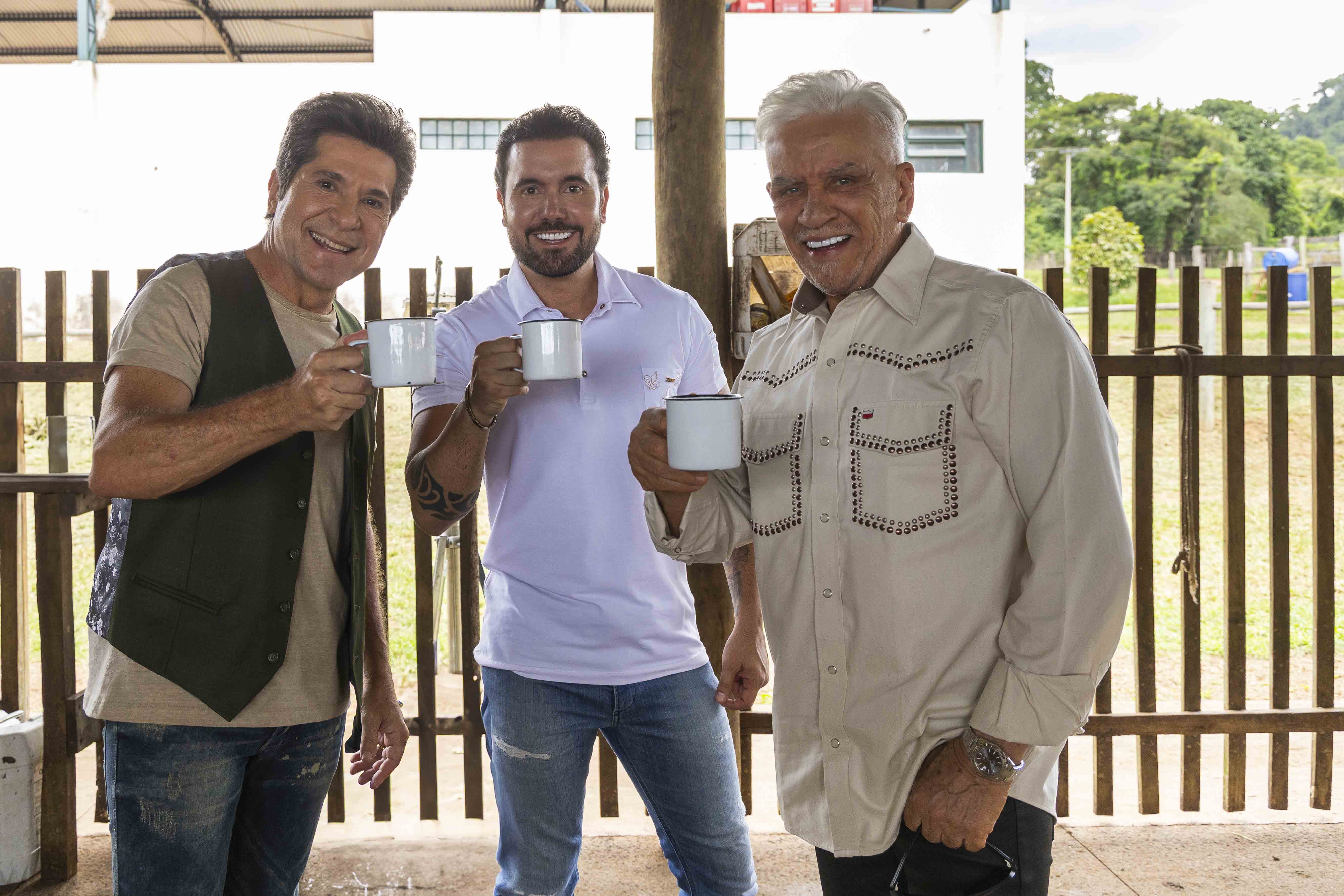 ‘Viver Sertanejo’ recebe Matogrosso & Mathias e Felipe & Rodrigo | Rede ...