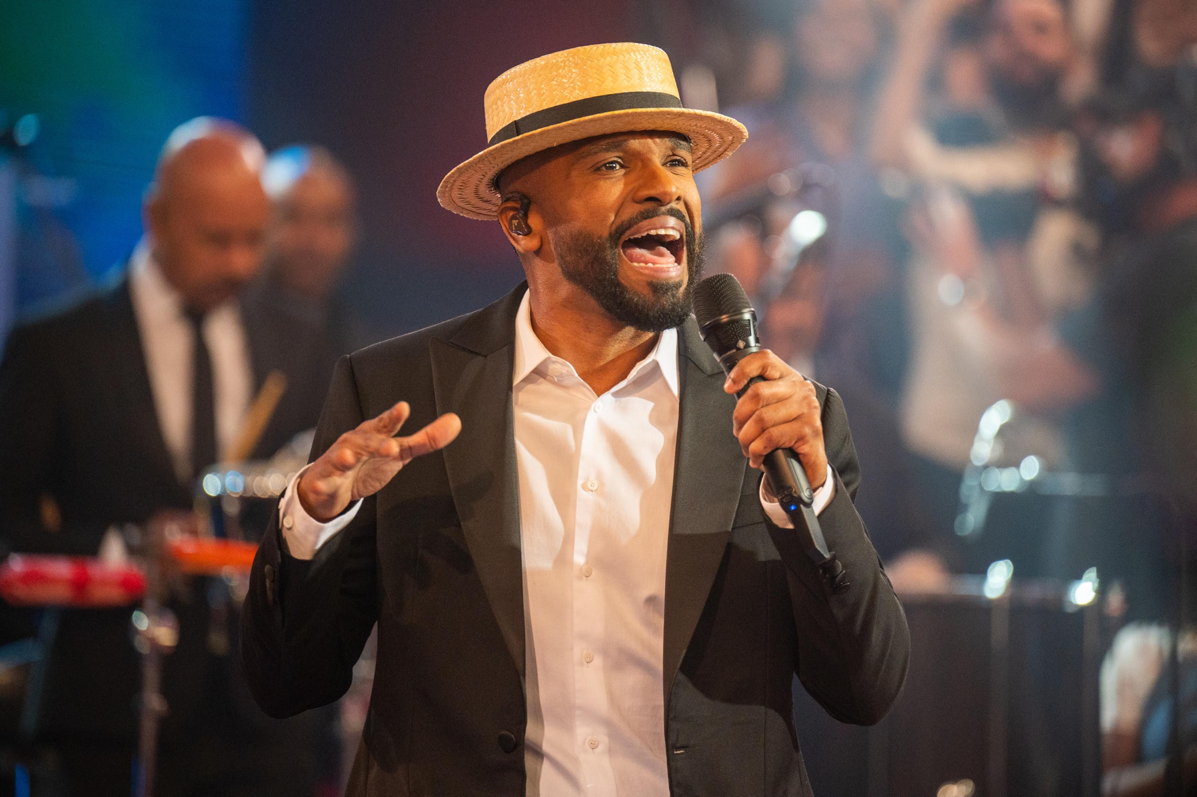 'Viver Sertanejo' celebra trajetória de Luiz Cláudio & Giuliano em programa com Alexandre Pires ...