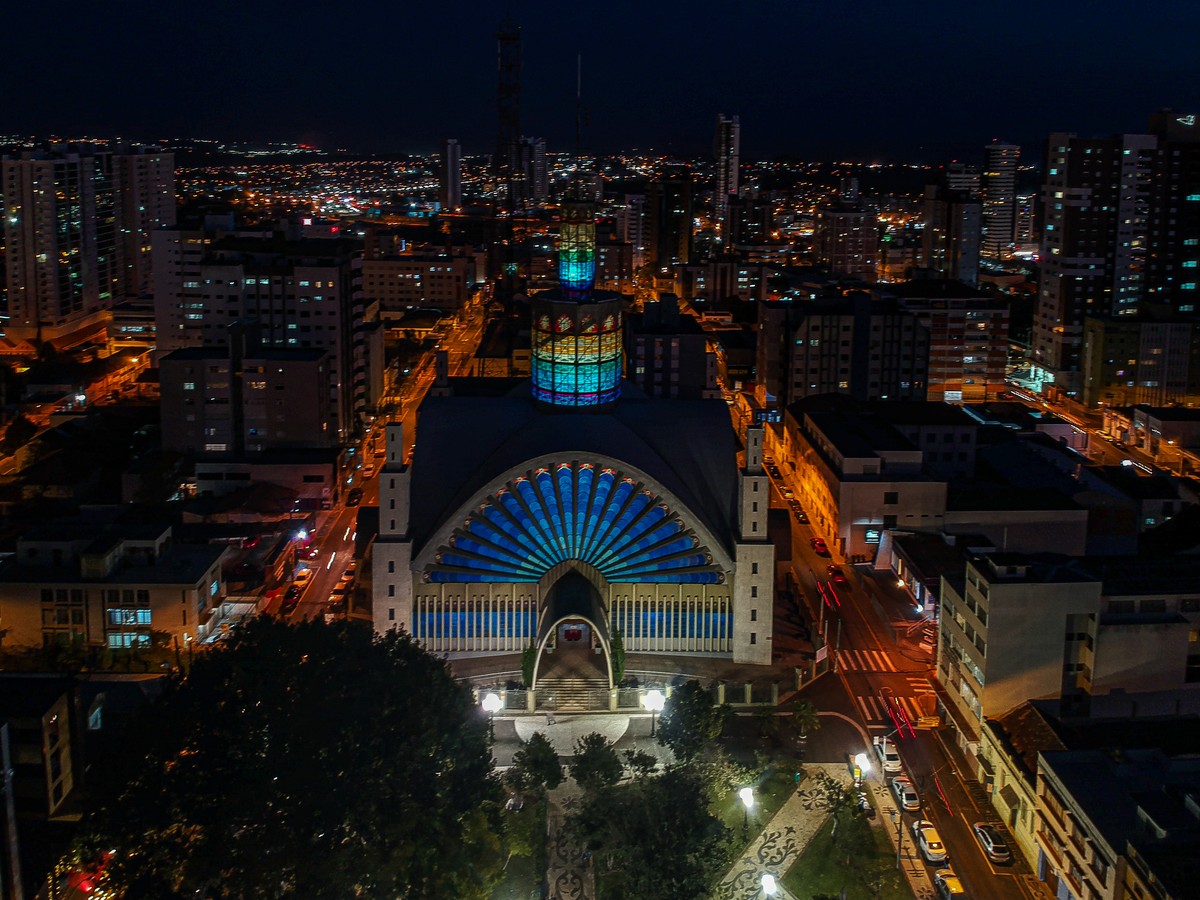 Comemoração dos 200 anos de Ponta Grossa conta com exposição de fotos ...