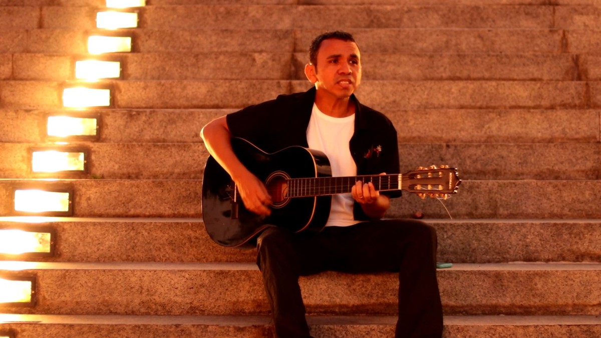 A voz suave de Robson Luiz se destaca em seu autoral “Me Leva” | Sons do Pará | Rede Globo