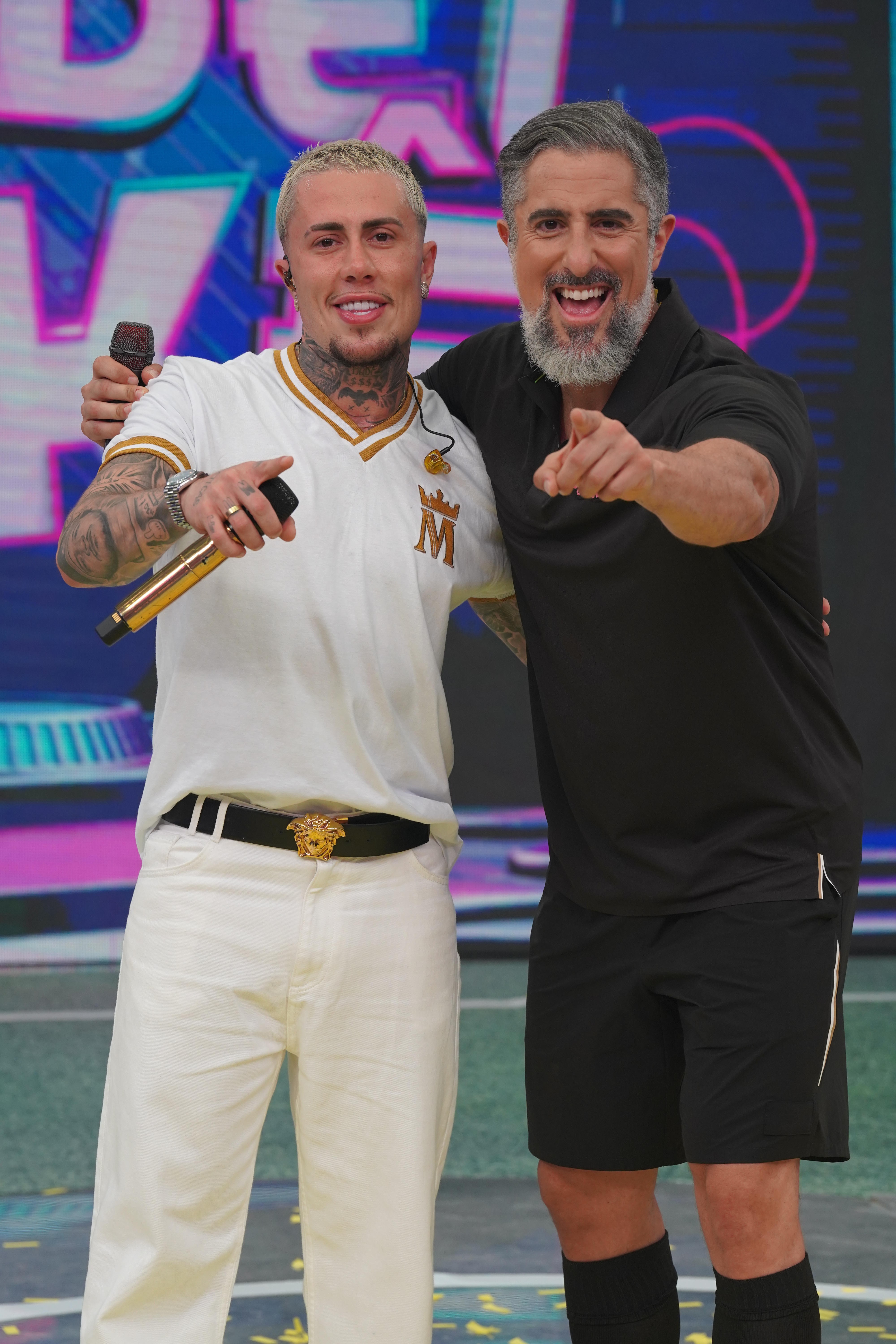 MC Daniel canta música inédita que fez para o filho e fala da carreira ...