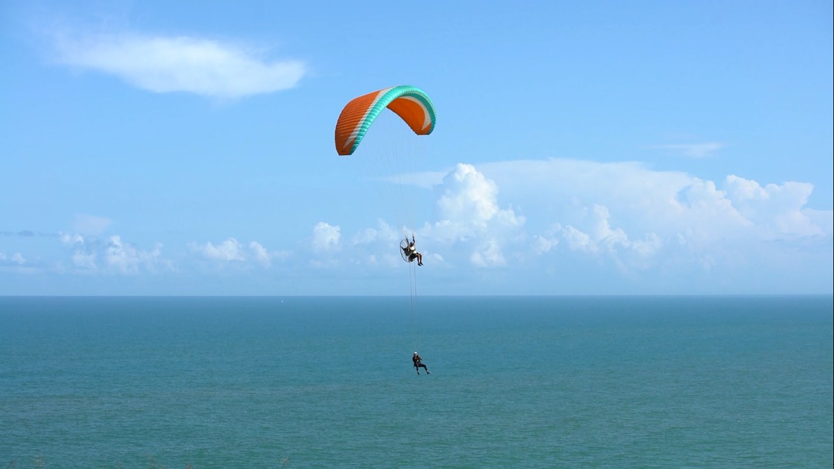Conheça o Fly Dance, uma nova modalidade das alturas