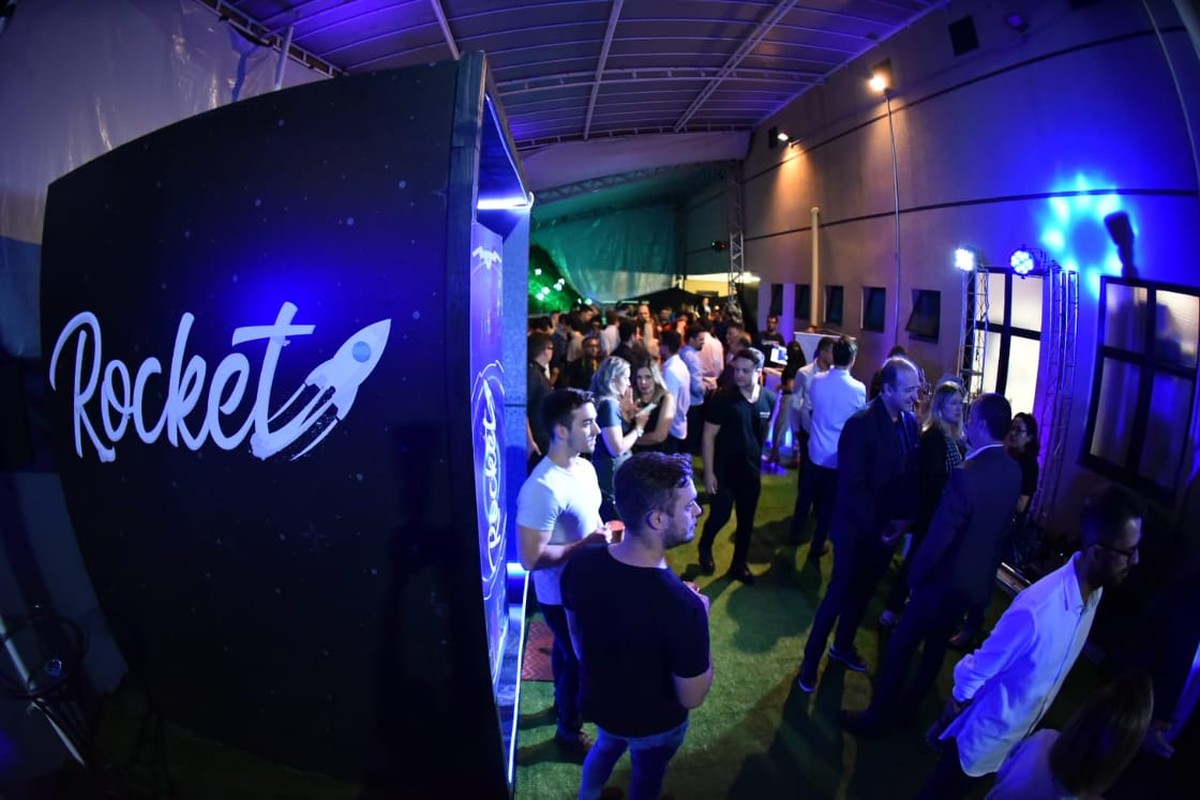 Confira como foi a festa de lançamento do Rocket 2020 | Rocket Startup ...