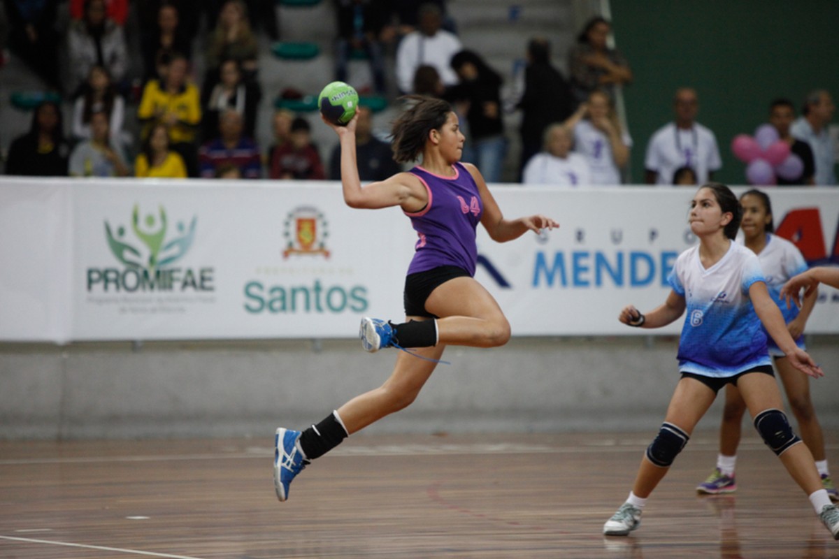 Acompanhe os jogos da Copa TV Tribuna de Handebol Escolar no Corpo em ...